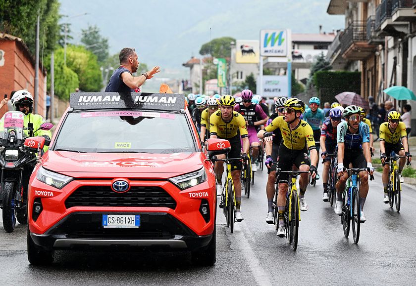 Giro d'Italia rider Alessio Martinelli slides into ravine on rainsoaked ...