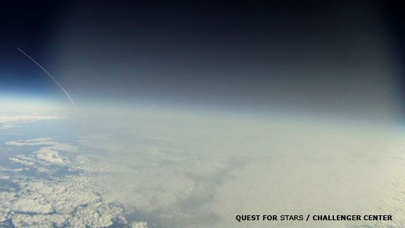Student Balloon Photographs Shuttle Launch From Edge of Space | Space