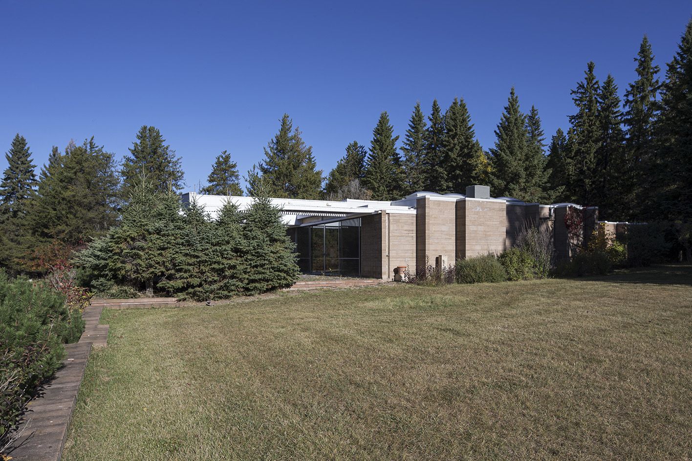 Check out Dyde House, a lesser known Arthur Erickson design | Wallpaper