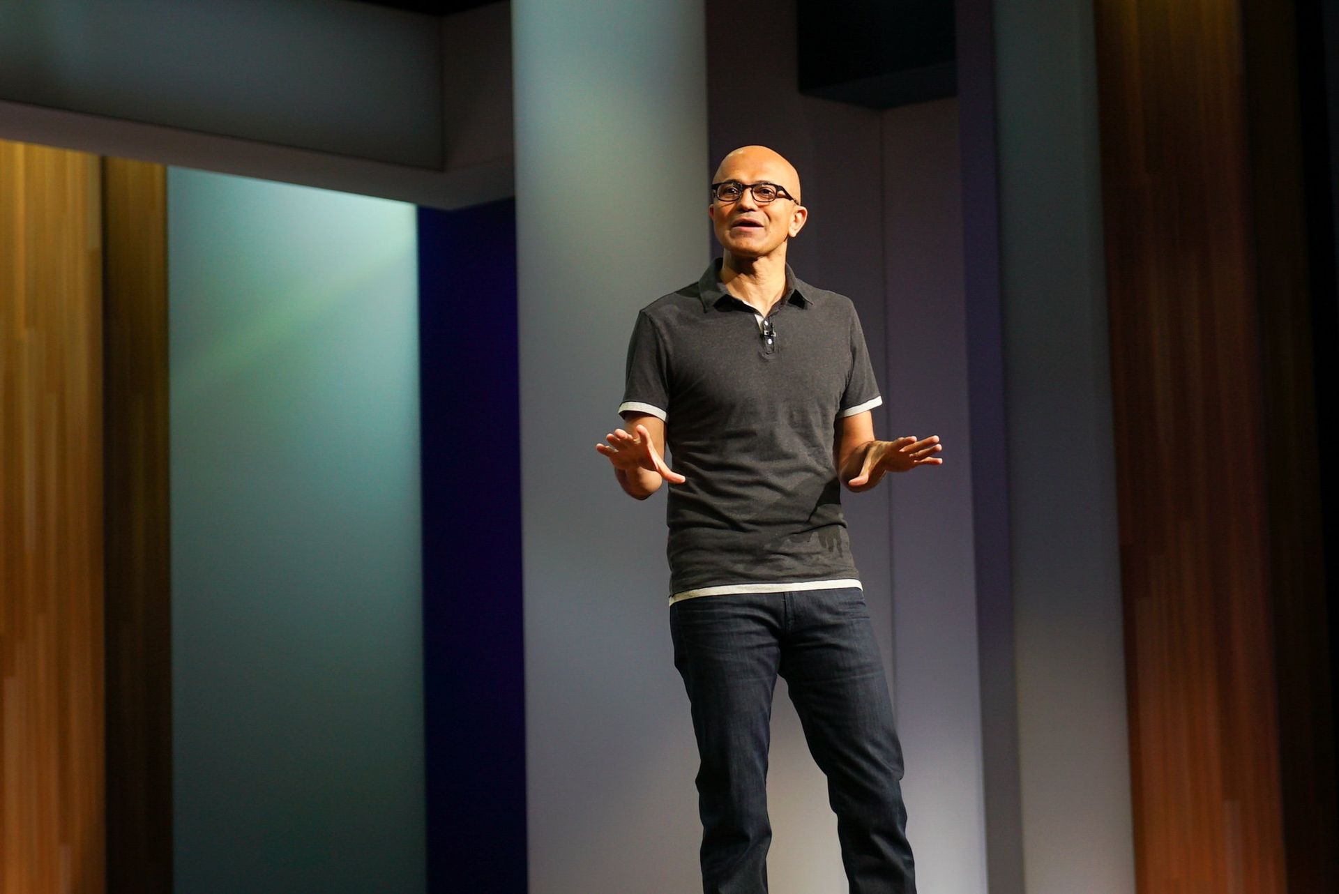 Microsoft CEO Satya Nadella offers reading list for tech and leadership ...