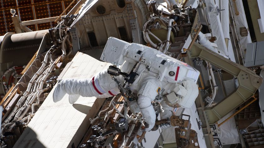 The Spacewalks of Expedition 59 in Photos | Space