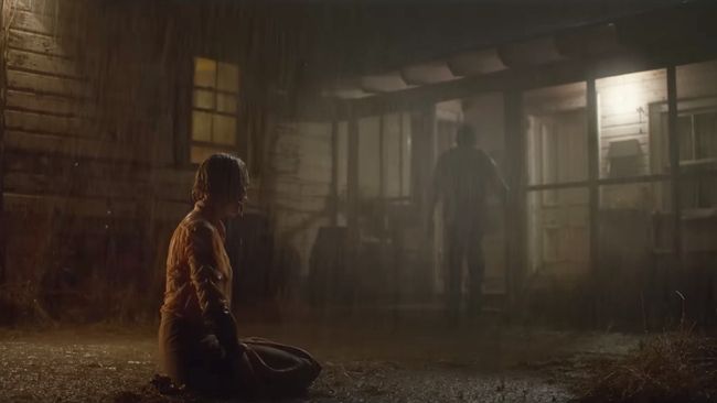 It Rains Twice In Foe, And The Cinematographer Explained The Deeper ...
