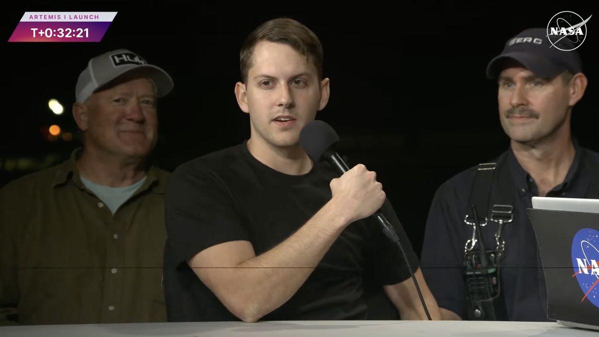 NASA's daring Artemis 1 'Red Crew' saved the launch to the moon | Space