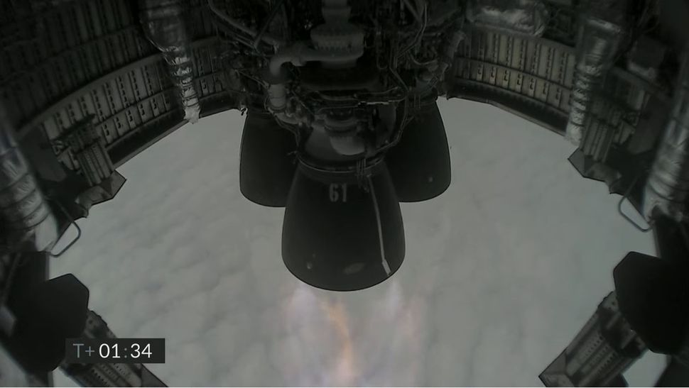 SpaceX launches Starship SN15 rocket and sticks the landing in high ...