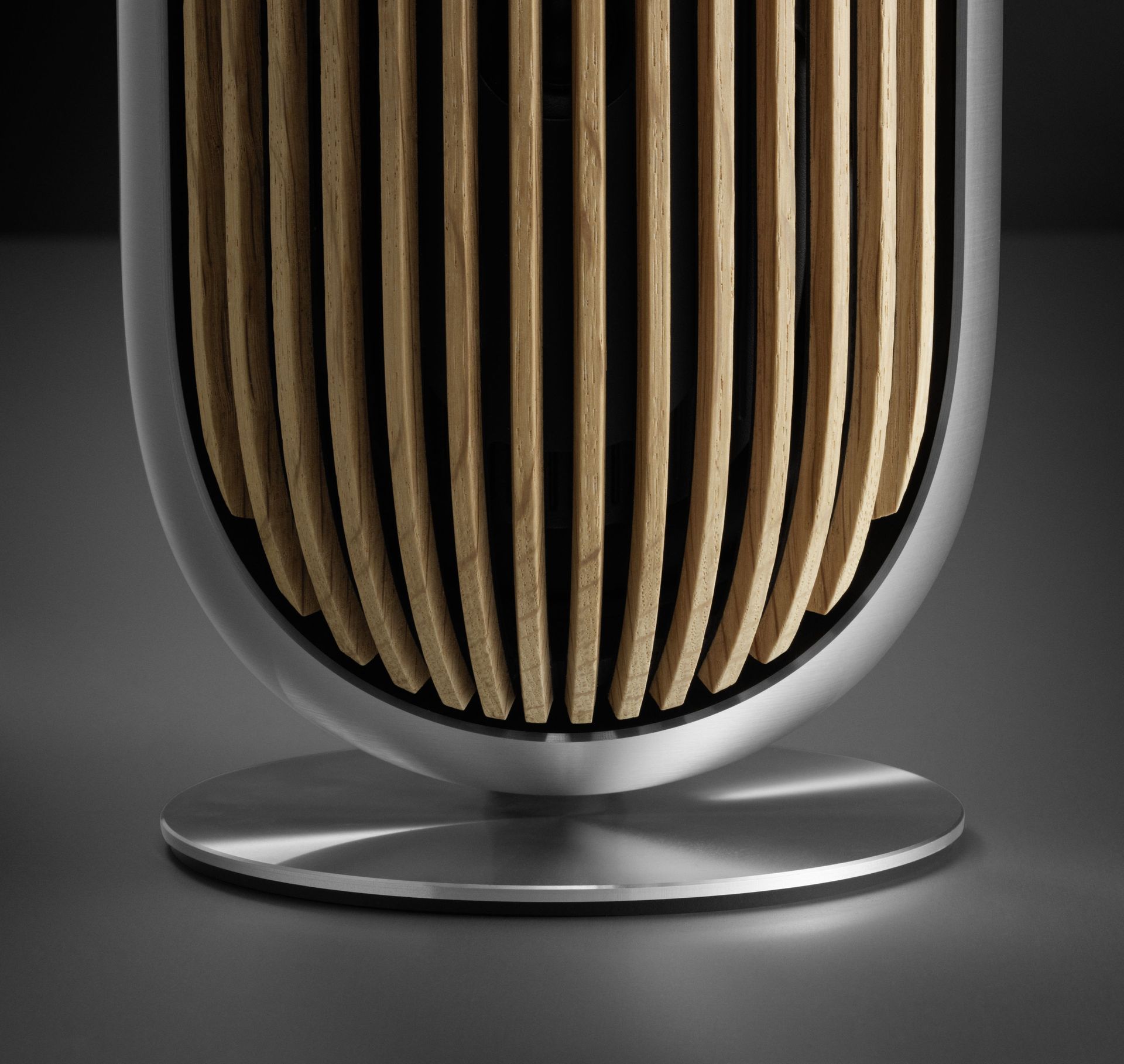 Bang & Olufsen Beolab 8 is a stunning standalone speaker | Wallpaper