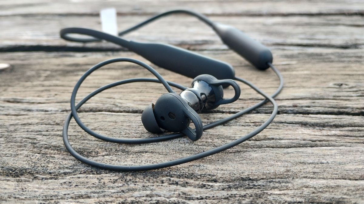 Oppo Enco M32 review | TechRadar