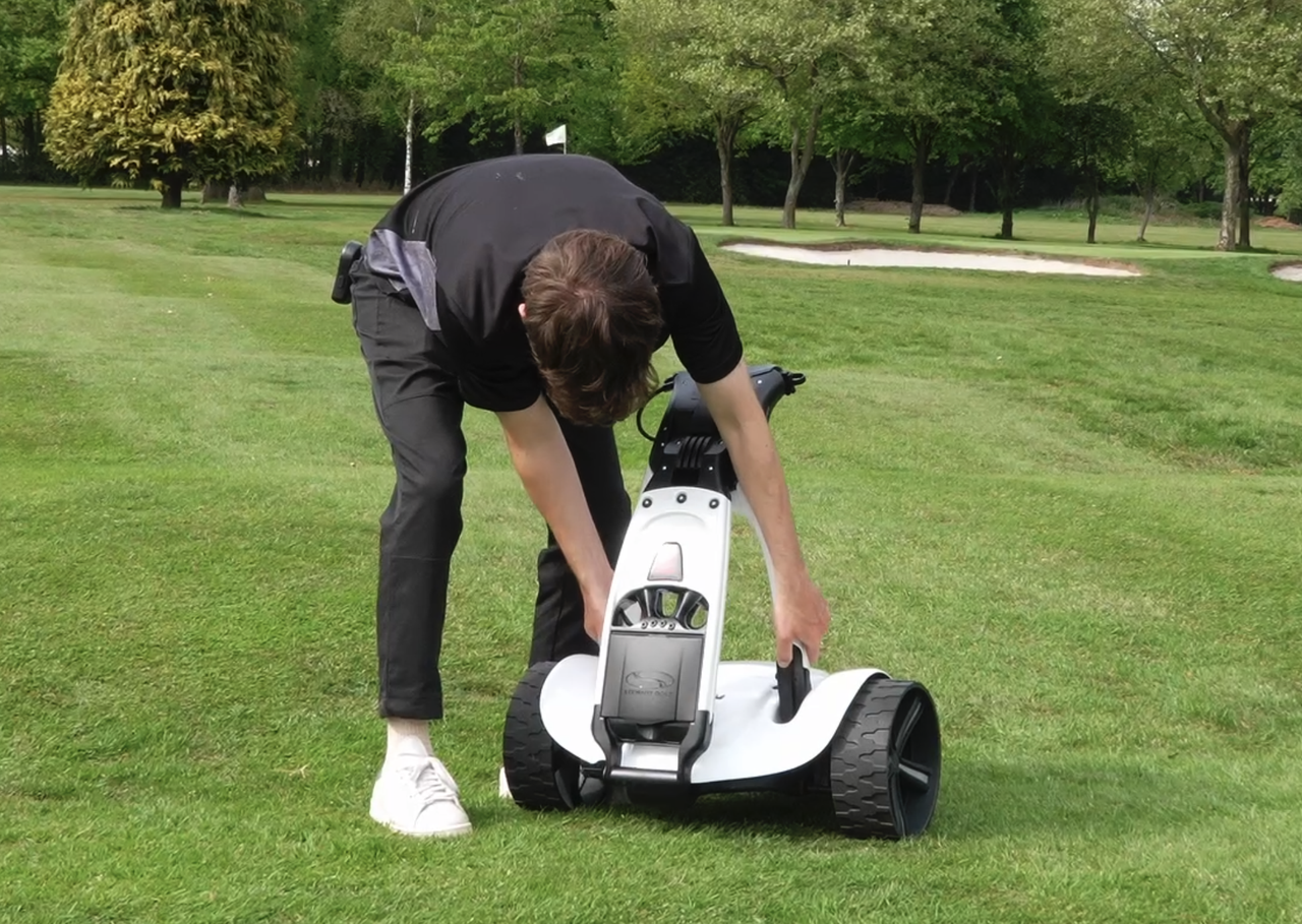 Stewart Golf V10 Remote Electric Trolley Review | Golf Monthly