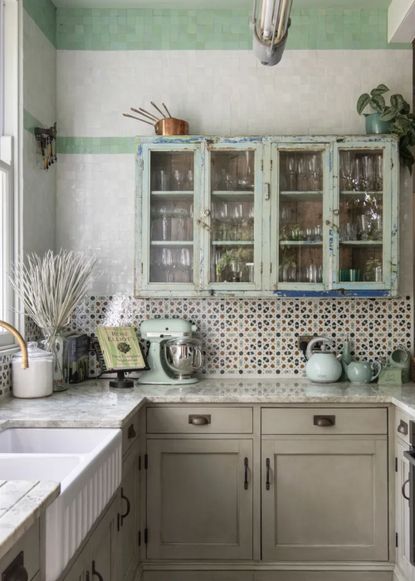 10 Mix and Match Kitchen Cabinet Ideas | Livingetc