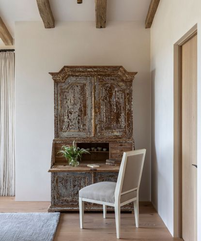 How to achieve an antique finish with paint | Homes and Gardens