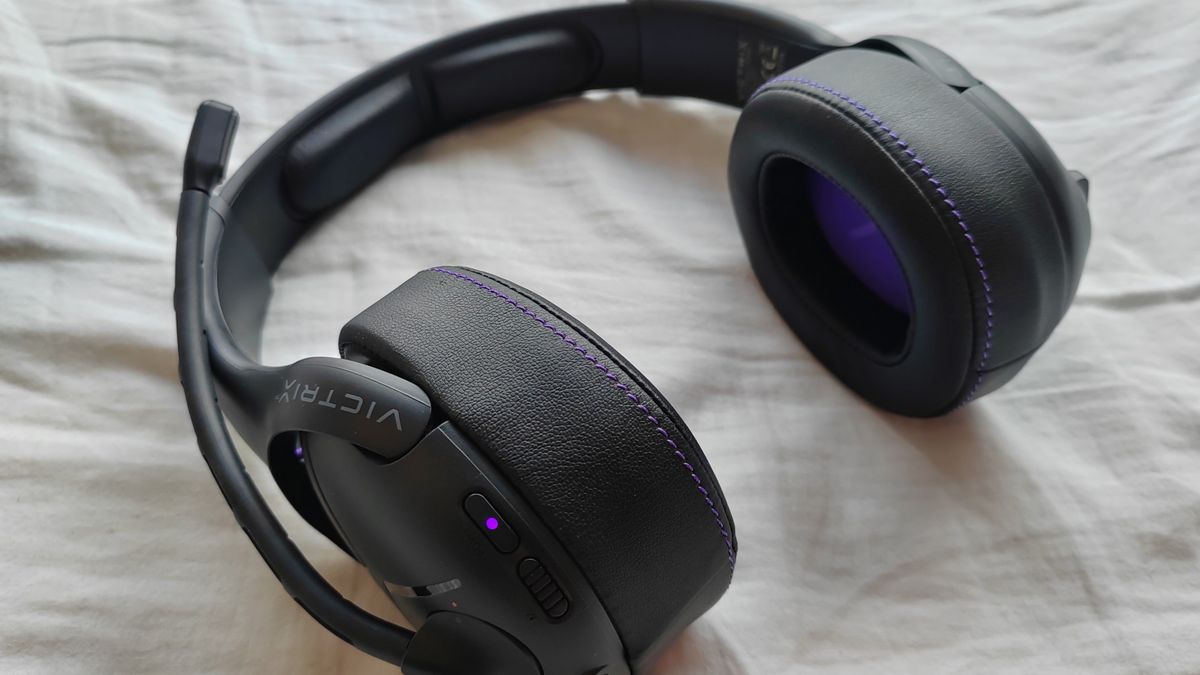 Victrix Gambit wireless PS5 gaming headset review - a mid-range choice ...