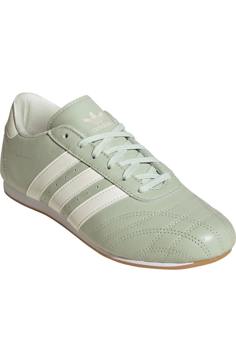 Jennifer Lawerence's Sneaker Collection Is My Shopping List | Marie Claire