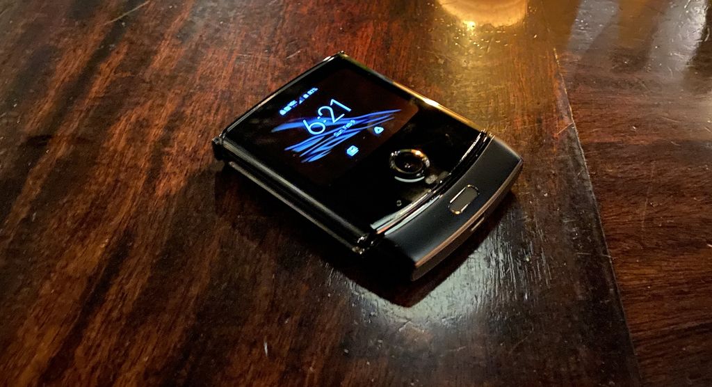 48 hours with the Motorola Razr: our first two days with the new ...