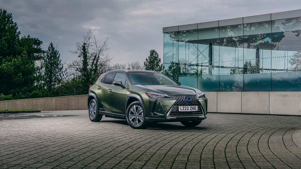 We took the Lexus UX 300e, the latest luxury electric SUV, for a spin | T3