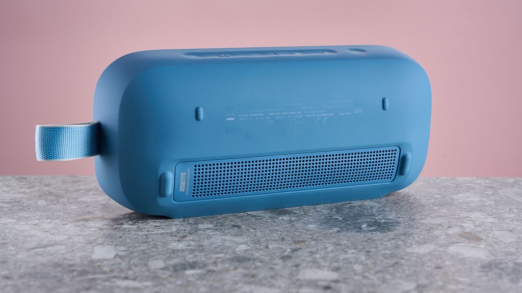 Bose SoundLink Flex Gen 2 review: a beautiful pint-sized party speaker ...