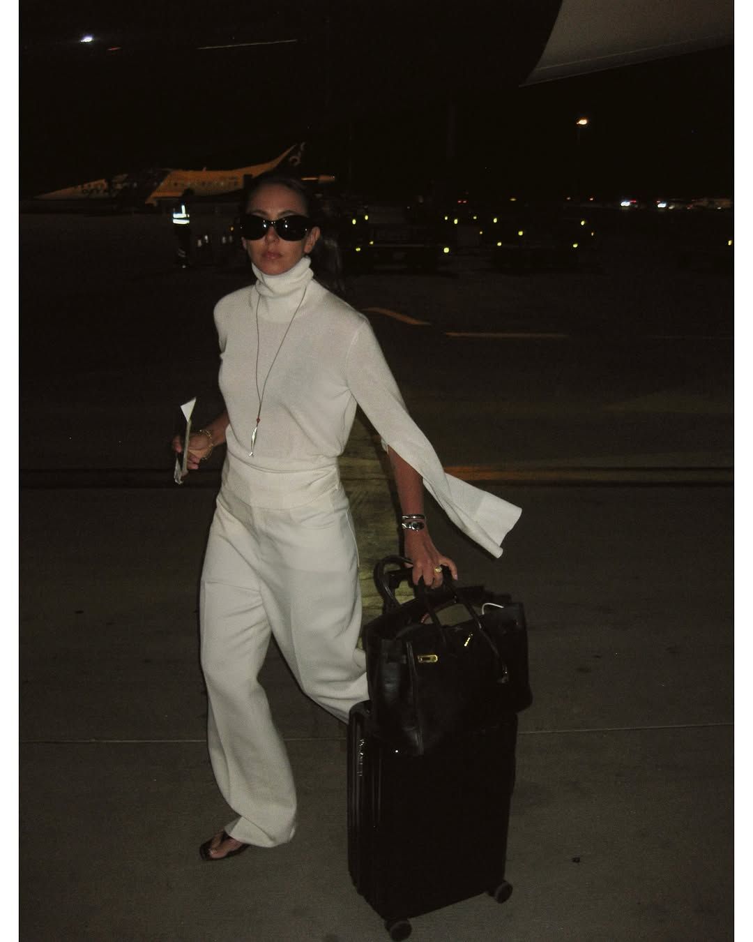 13 Chic Airport Outfits I'm "Borrowing" for My Next Flight | Who What Wear