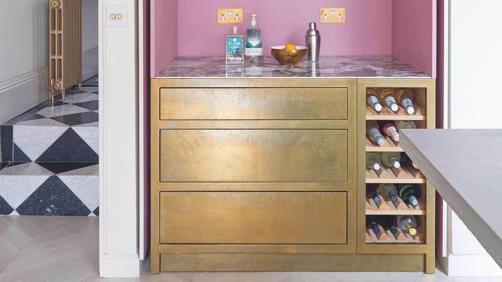 5 kitchen drinks cabinet ideas to perfect hosting season | Ideal Home