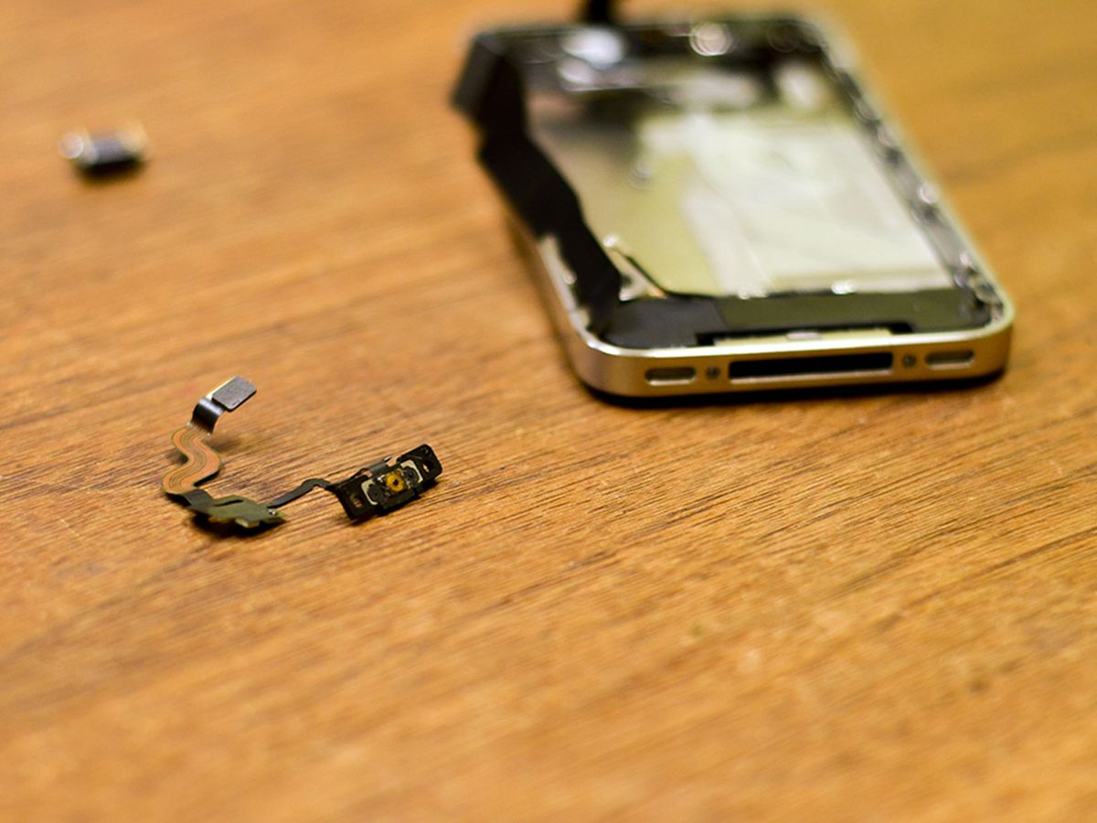 How to replace a stuck or broken iPhone power button: The ultimate ...