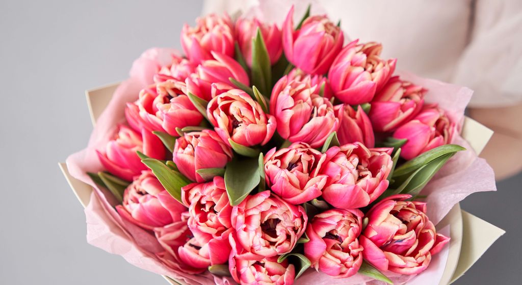5 ways to make your cut flowers last longer (and look better) | Tom's Guide
