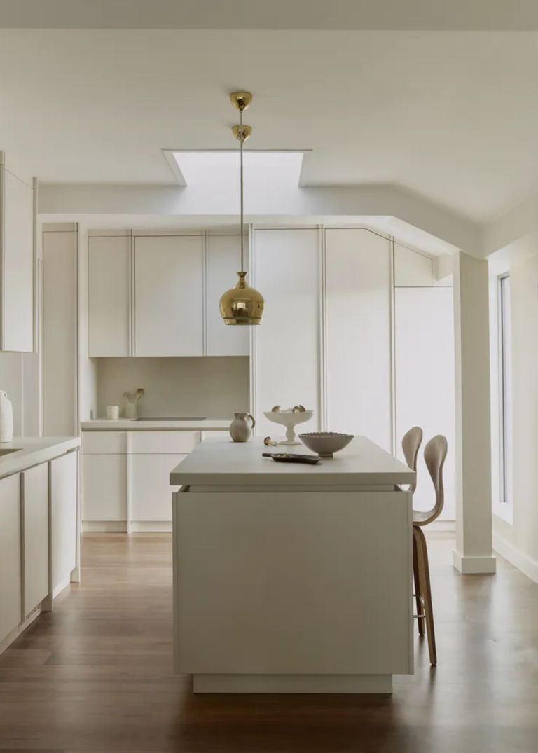 6 Square Kitchen Island Ideas for a Small Space | Livingetc