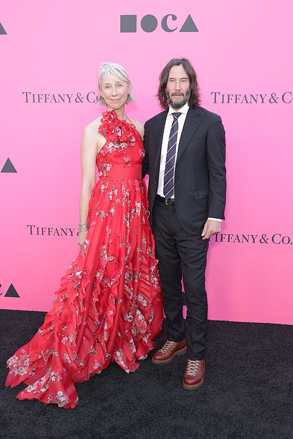 Keanu Reeves Looks Great On The Red Carpet, But Alexandra Grant ...
