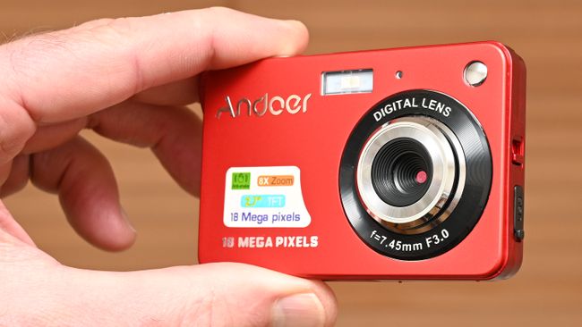 Camera news, reviews and features