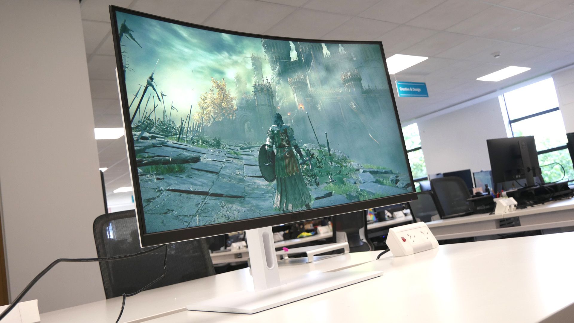 NZXT Canvas 32Q Curved gaming monitor review | PC Gamer