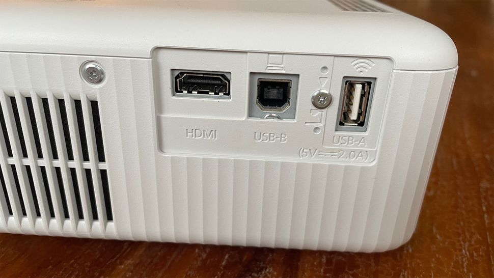 Epson CO-FH01 review: a portable, cheap projector for office and living ...