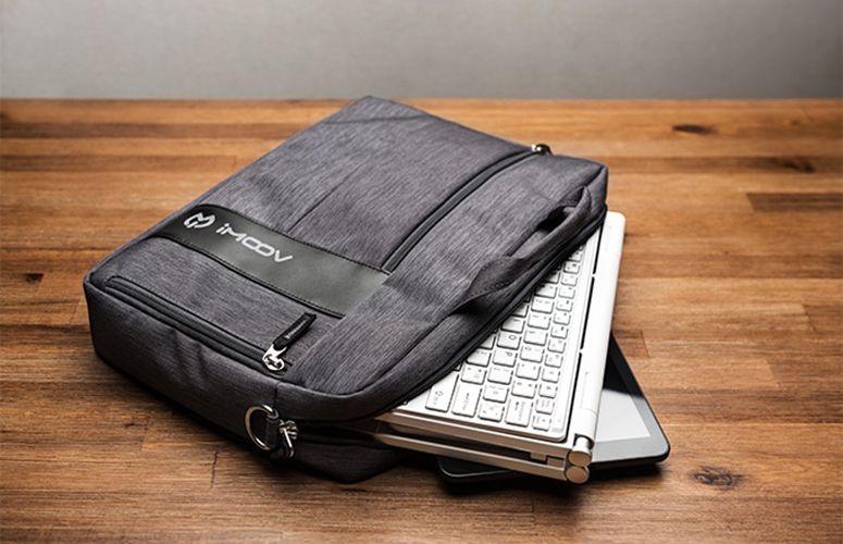 iMoov Review: A Clever (But Clunky) Portable Stand | Laptop Mag