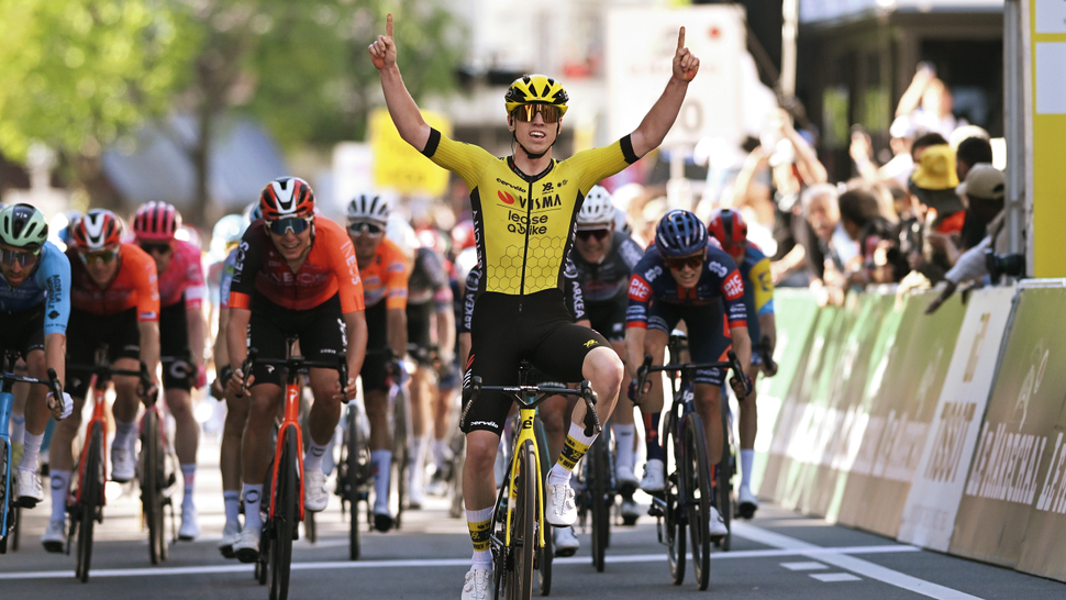 Tour de Romandie: Matthew Brennan dominates bunch sprint for stage 1 ...