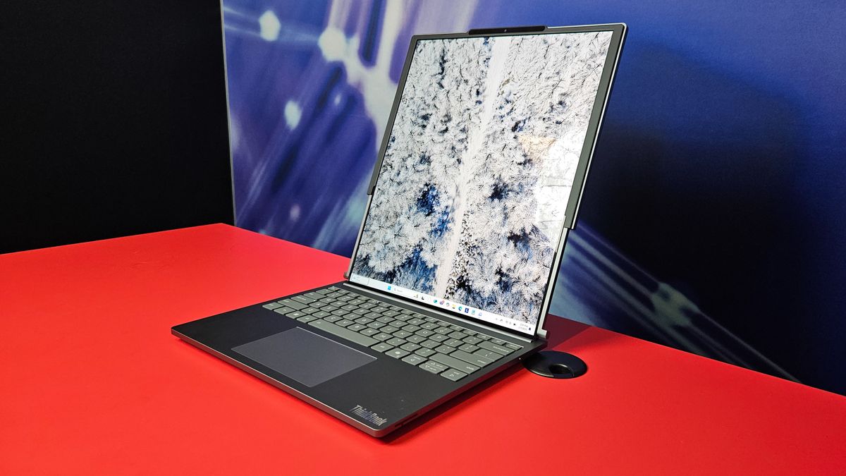 Lenovo ThinkBook Plus Gen 6 Rollable hands-on review: An intriguing ...