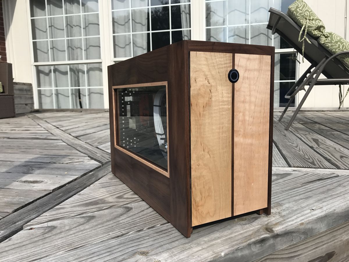 Build of the week: a wooden case that was paid for in blood | PC Gamer
