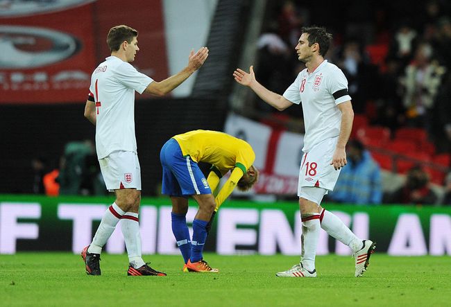 Double-pivot midfields: Football tactics explained | FourFourTwo
