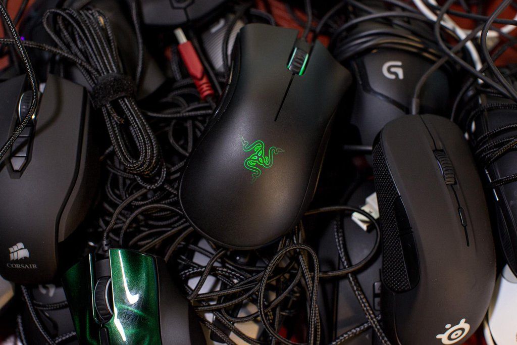 What mouse DPI do I really need for FPS gaming? | PC Gamer