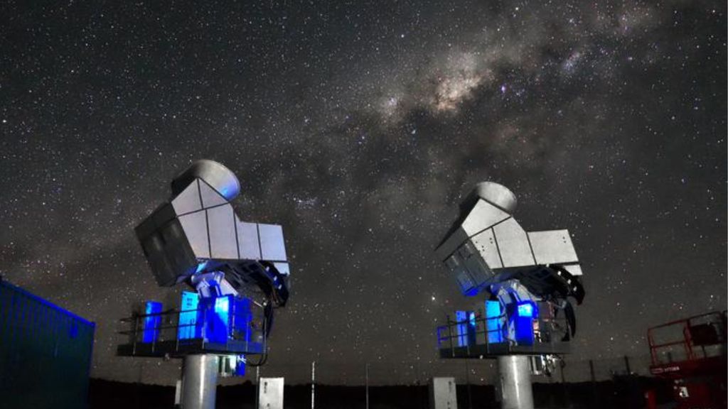 'Wiggles' of energy waves over Earth could hold the universe's history ...