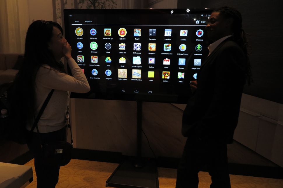 Supersize This: Big Tab by Fuhu is a 65-inch 4K Android Tablet | Tom's ...