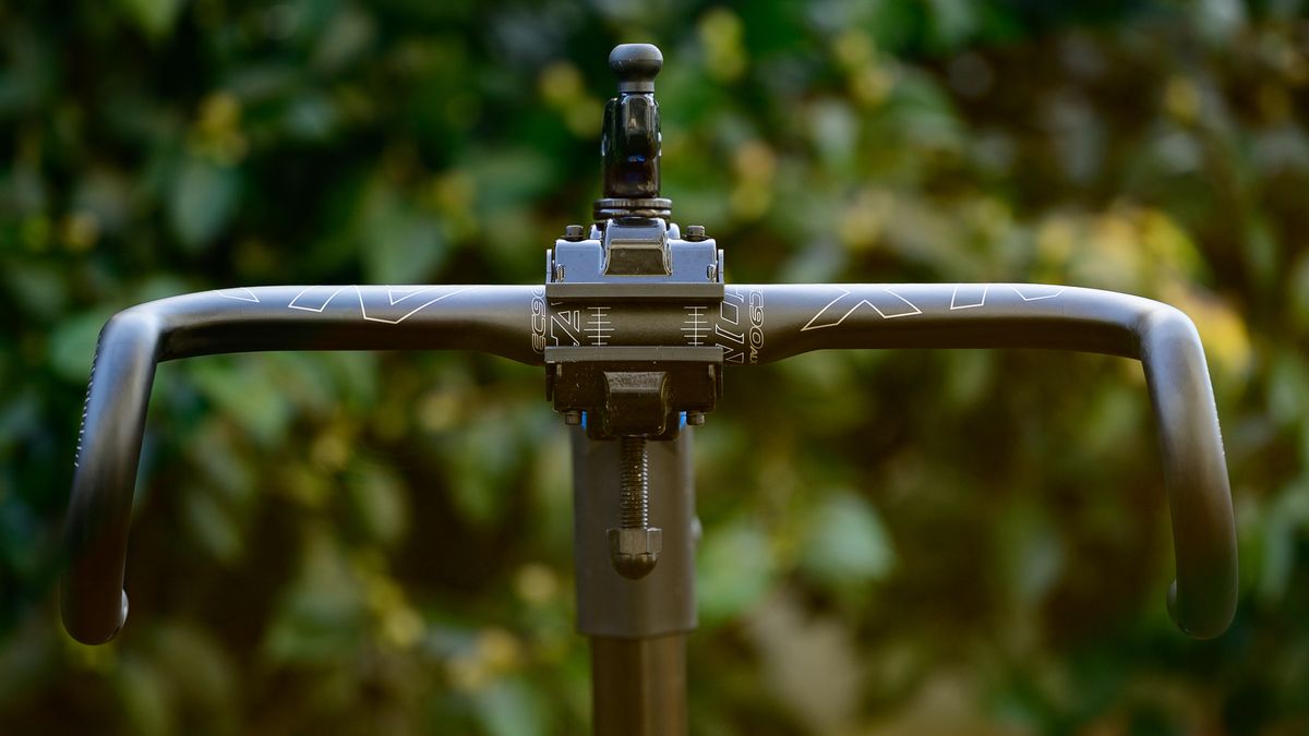 Best gravel handlebars: Options for off-road gravel riding | Cyclingnews