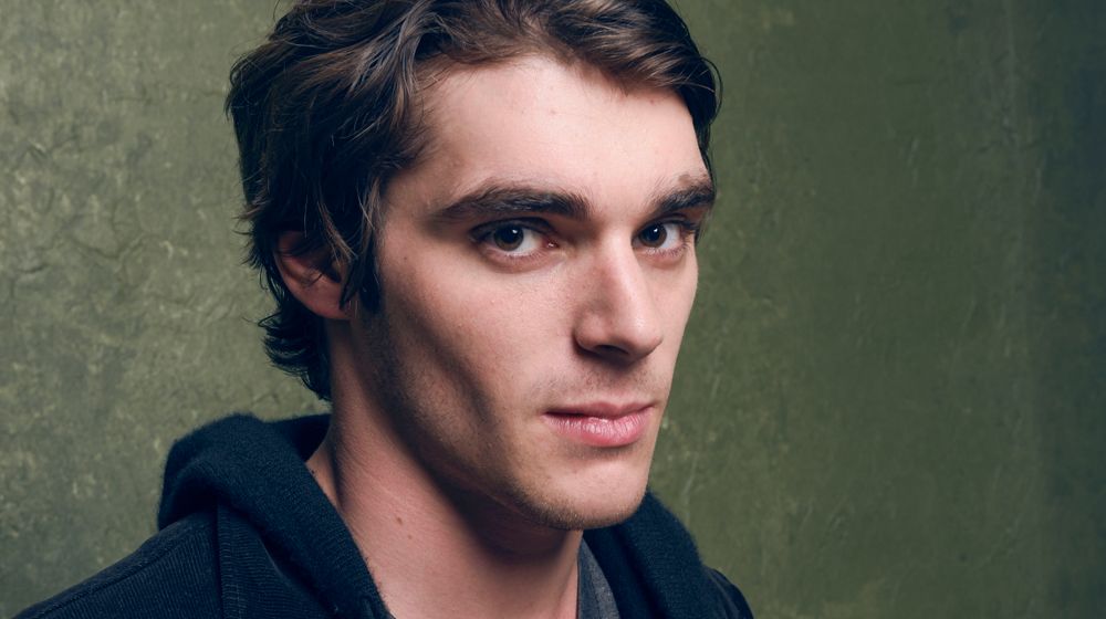 RJ Mitte: My Mother Never Let Me Use My Cerebral Palsy as an Excuse | Coach