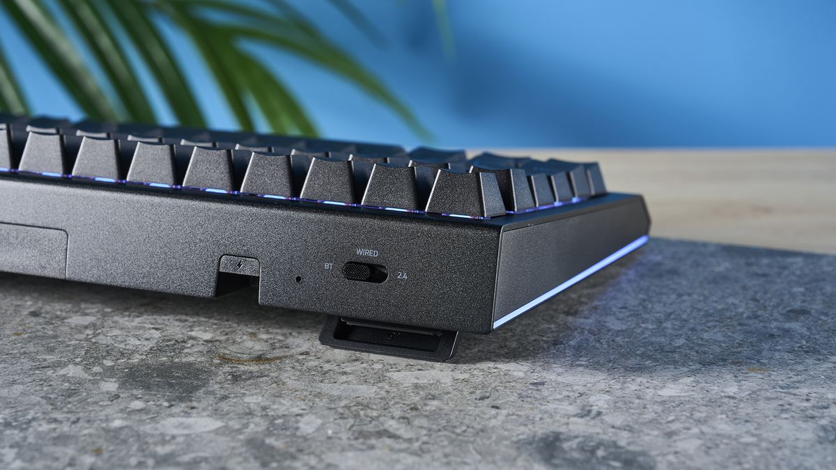 Razer BlackWidow V4 Pro 75% review | Tom's Guide