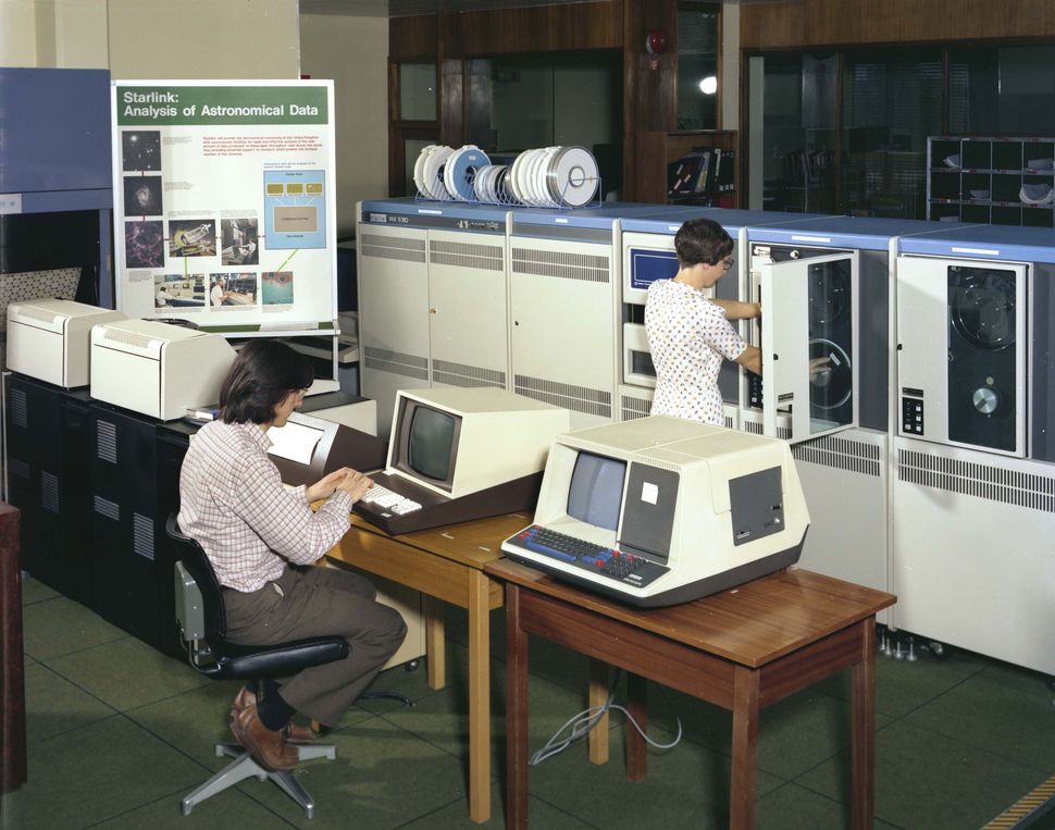A Complete History Of Mainframe Computing: Page 2 | Tom's Hardware