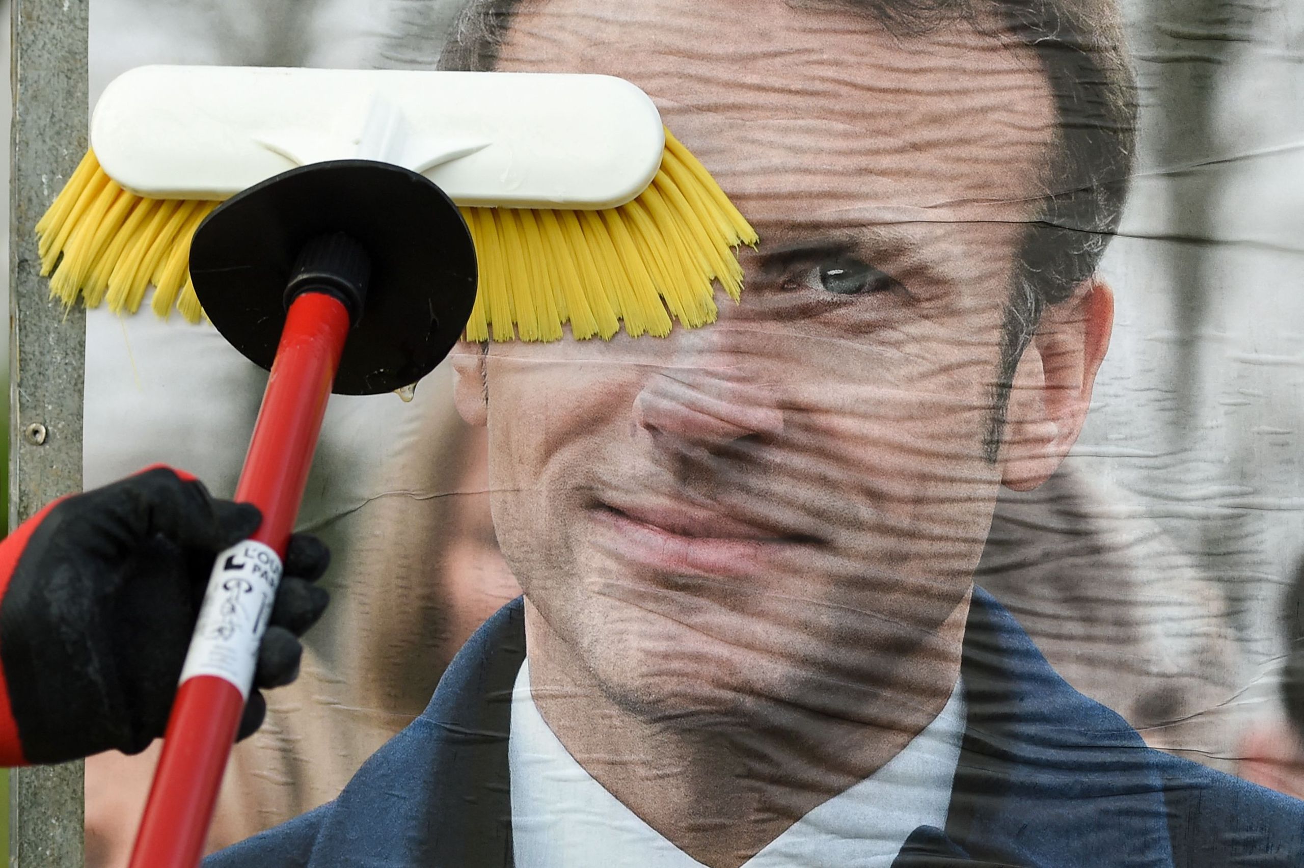 An Emmanuel Macron poster, an Oscars slap, and more | The Week