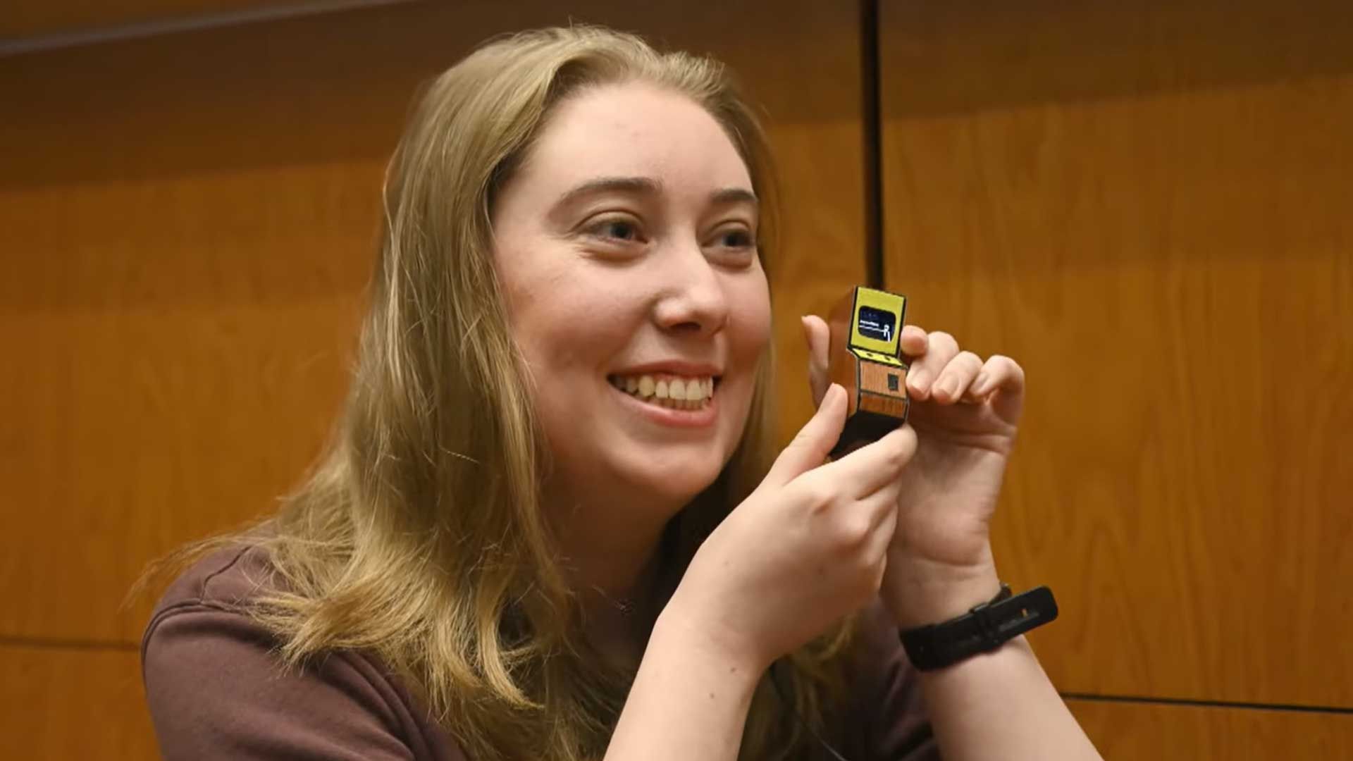 The Worlds Smallest Arcade Machine Fits In The Palm Of Your Hand — Arduino Microcontroller