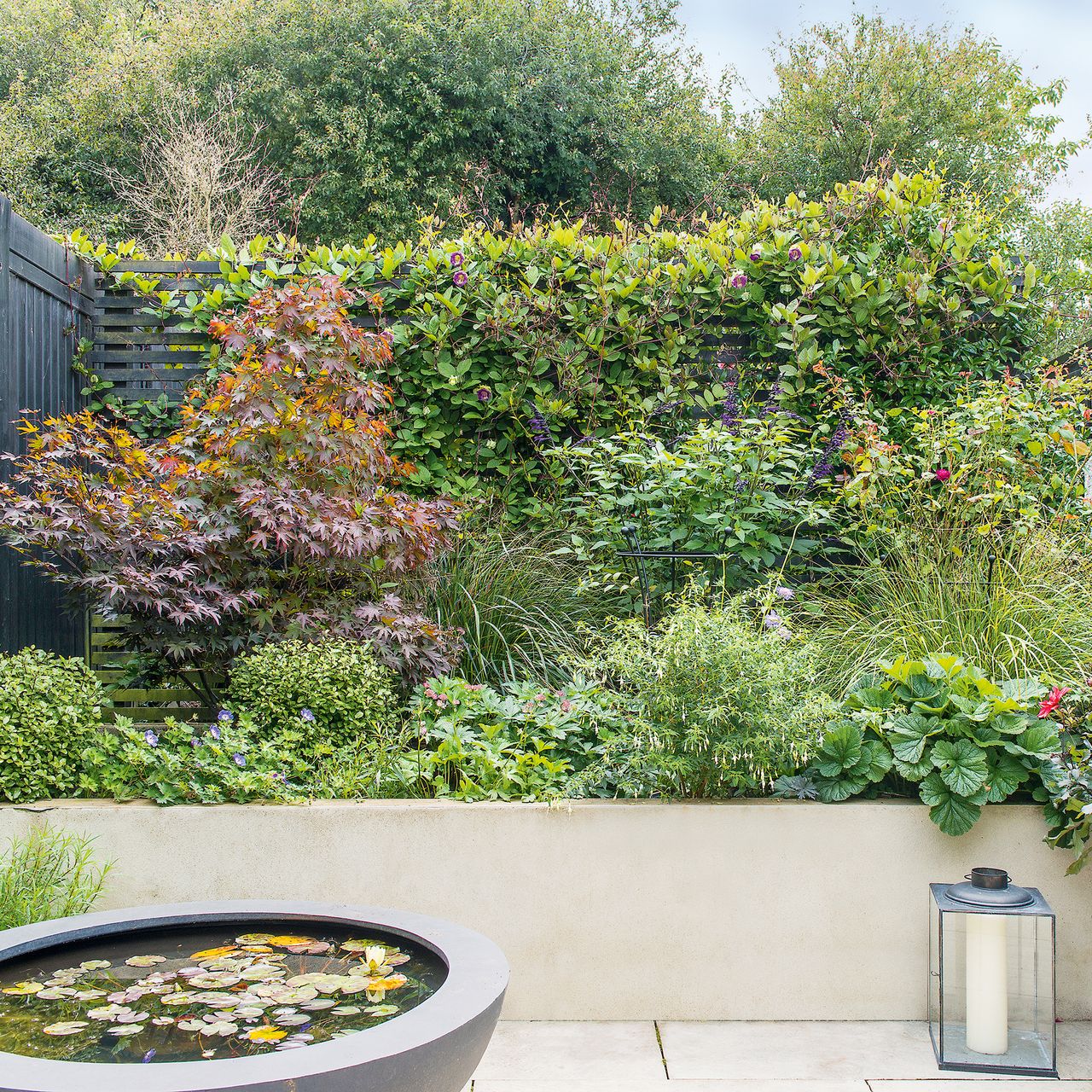 Patio edging ideas - 10 ways to create beautiful borders | Ideal Home