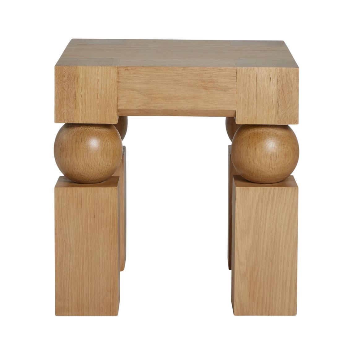 "Post-Modernist Furniture" Is the Emerging Trend for 2025 | Livingetc