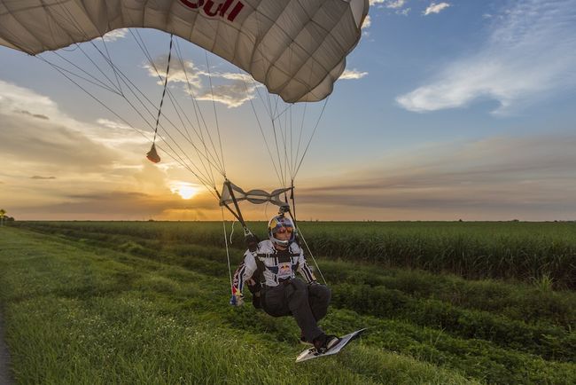Photos: Skydiver Sean MacCormac 'Surfs' on Thunderstorm Clouds | Live ...