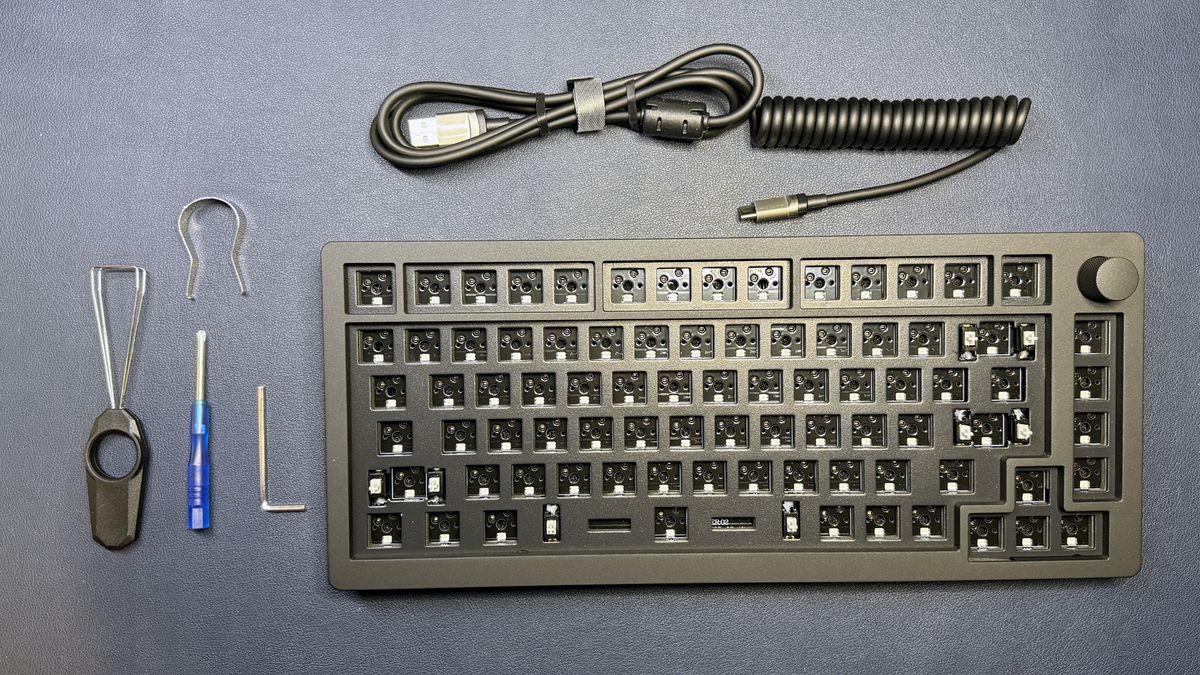 Inland Gaming MK Pro 75% Barebone Edition Review: Solid Custom Starter ...