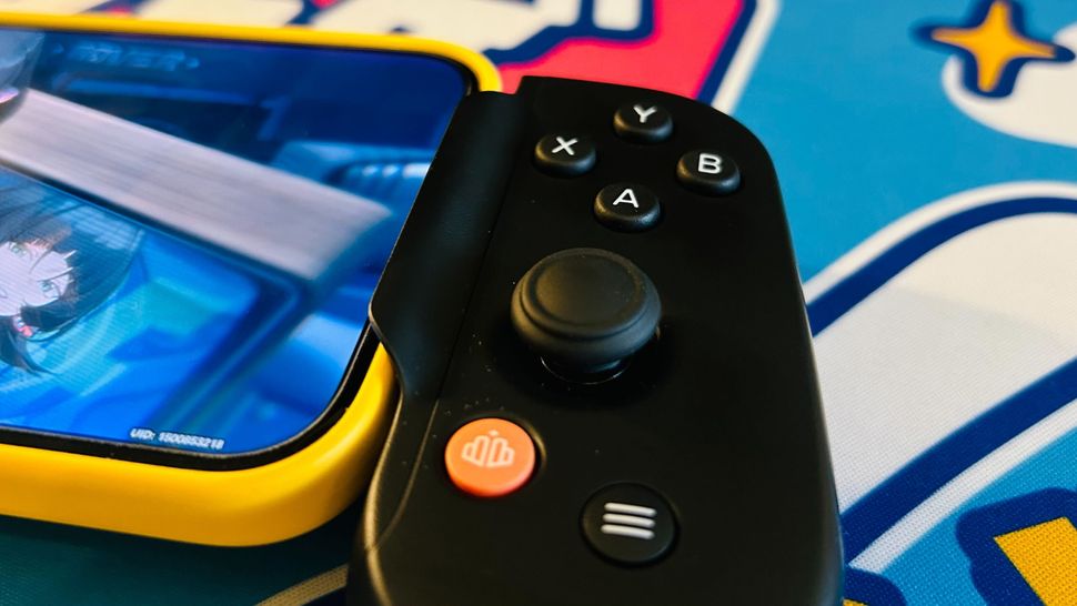 Backbone One 2nd Gen review: one of the best mobile controllers gets ...