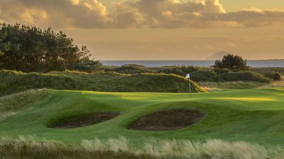 Dundonald Links Golf Course: Review, Green Fees, Tee Times and Key Info ...