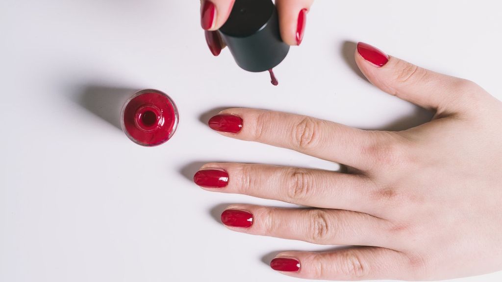 How to Give Yourself a Manicure at Home: A Step-By-Step Guide | Marie ...