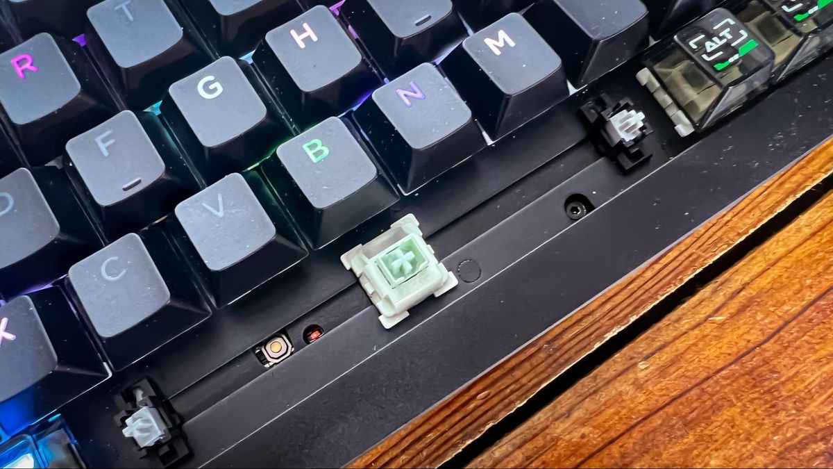 Lemokey L5 HE 8K Review: The most customizable 75-percent? | Tom's Hardware