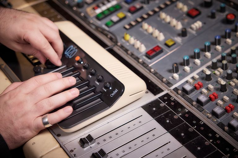 The Orchid, Telepathic Instruments’ cult synth chord engine, looks set ...